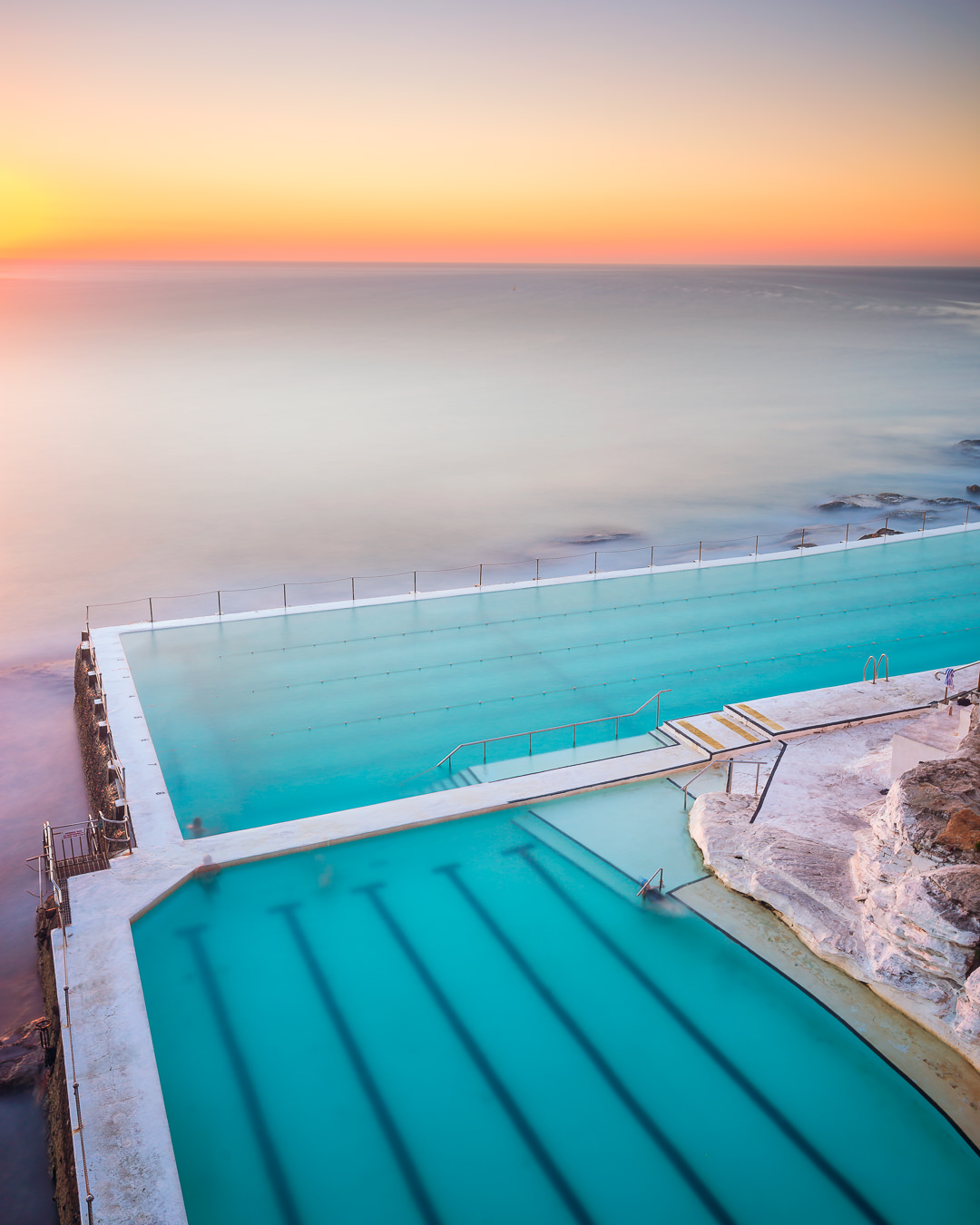 A Local's Guide To Bondi Beach; What To Eat, What To Do, Where To Stay.